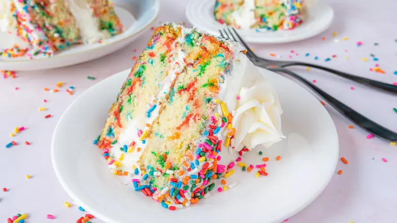 rezina funfetti torte