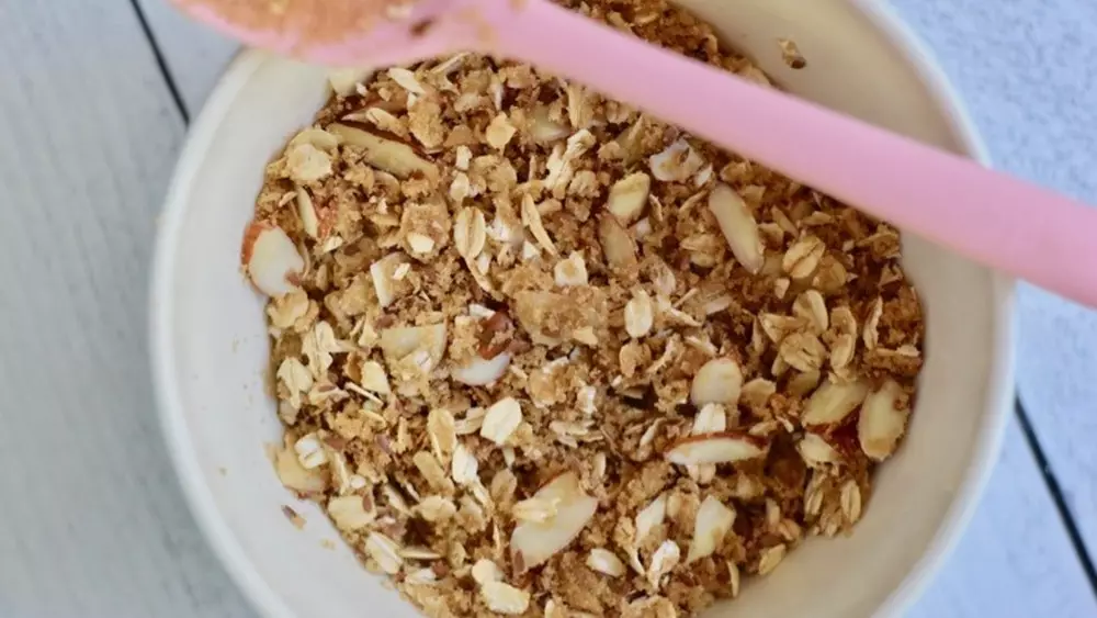 tarta de avena y almendras crumble