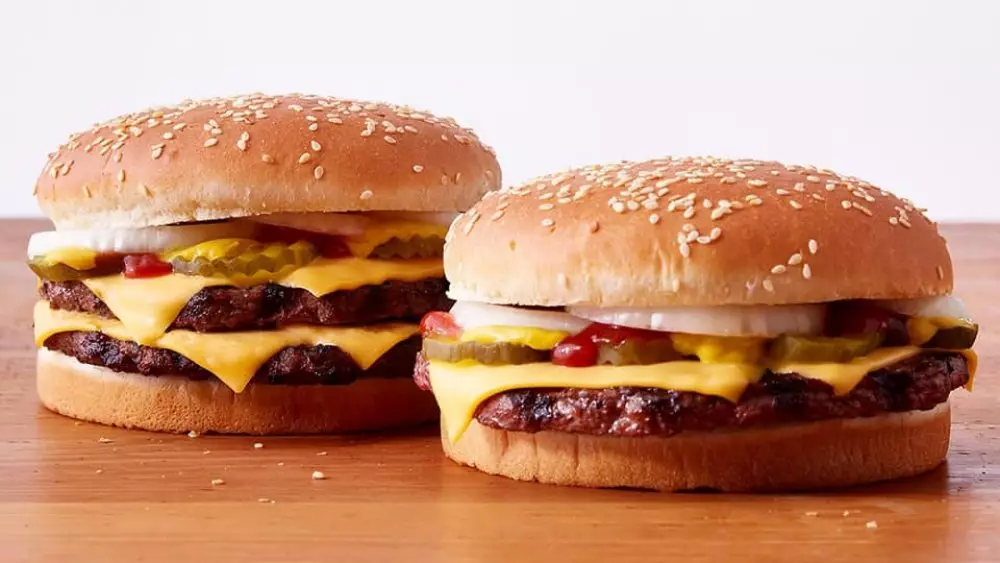 Երկու Burger King Burgers