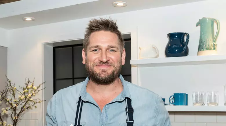 Curtis Stone v kuchyni