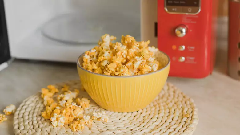 popcorn Cheesy jeung open microwave