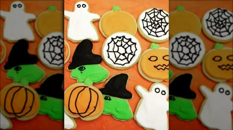 Cookies φάντασμα, μάγισσας, κολοκύθας και ιστού