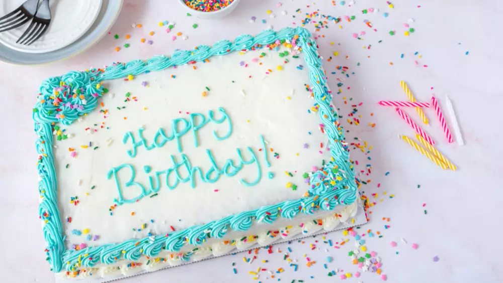 роденденска торта со прскалки