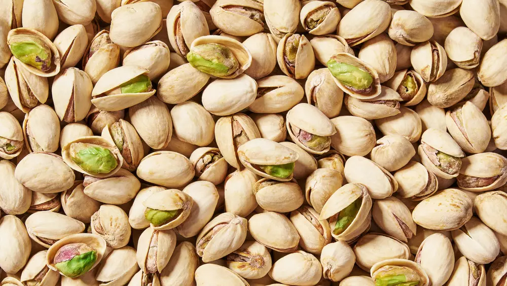 Uninzi lweepistachios