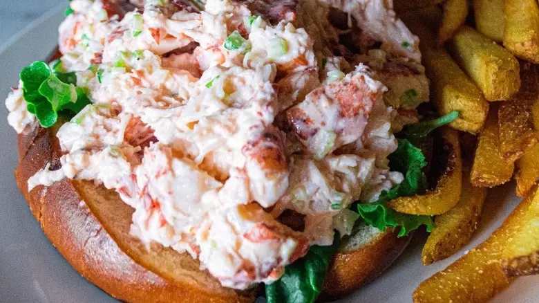 Mama's on the Half Shell Lobster Roll with Fries