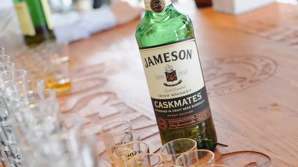 Jameson distillery zavodi Amerika pivo zavodlari bilan ishlaydi