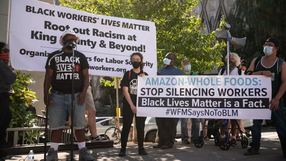 Black Lives Matter პროტესტი Whole Foods-ის წინააღმდეგ