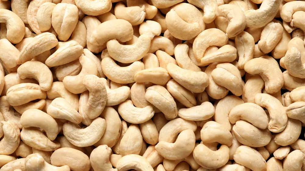 Okiti ti cashews