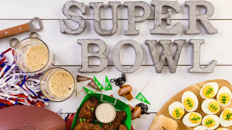 Super Bowl Liewensmëttel Auswiel