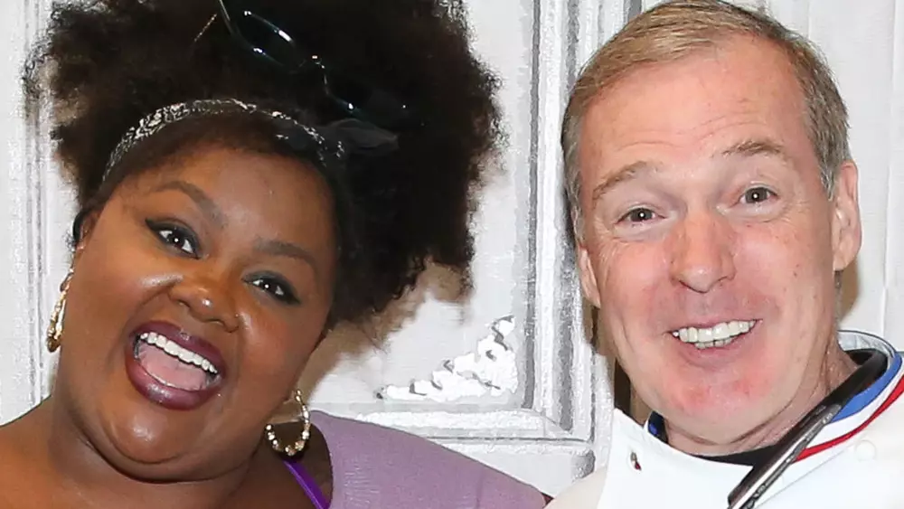 Nicole Byer le Jacques Torres ba bososela