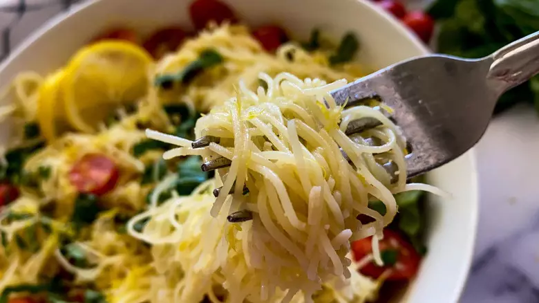 Forkful saka resep salad lemon capellini kadhemen
