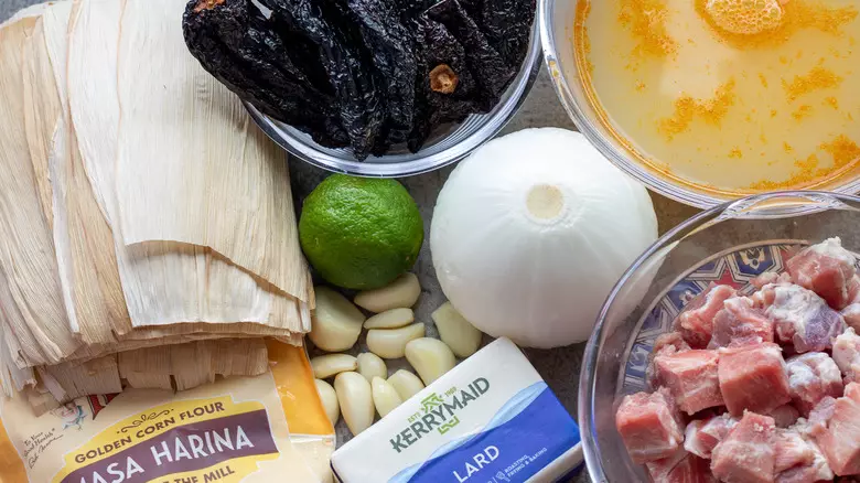 Ingredientes dos tamales mexicanos