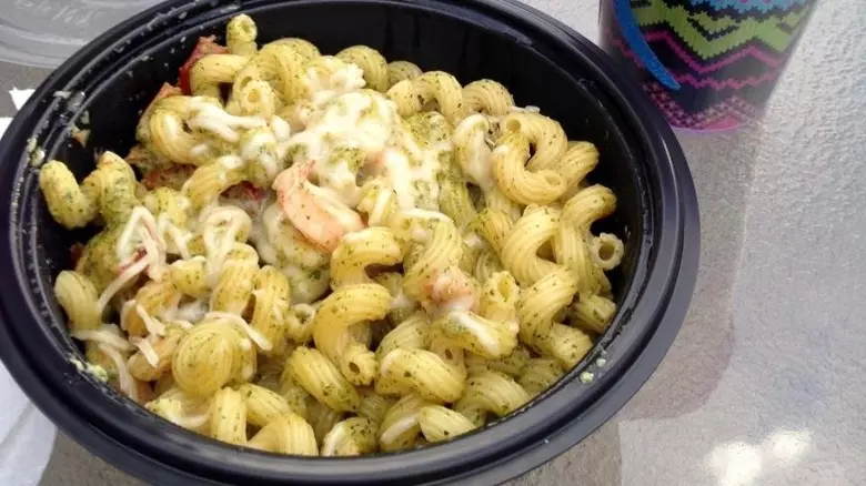 Pesto Cavatappi