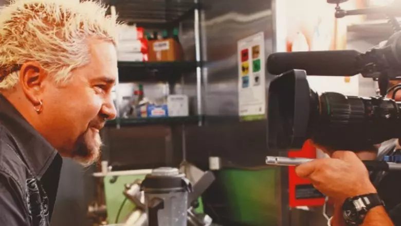 Guy Fieri pane kamera