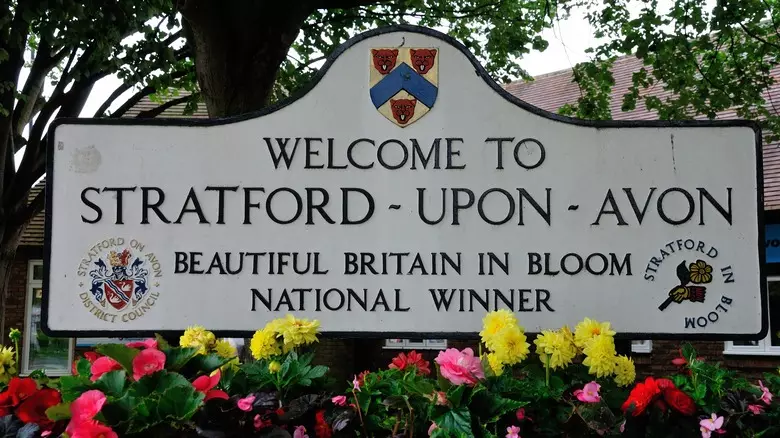 ký hiệu thị trấn cho Stratford-upon-Avon