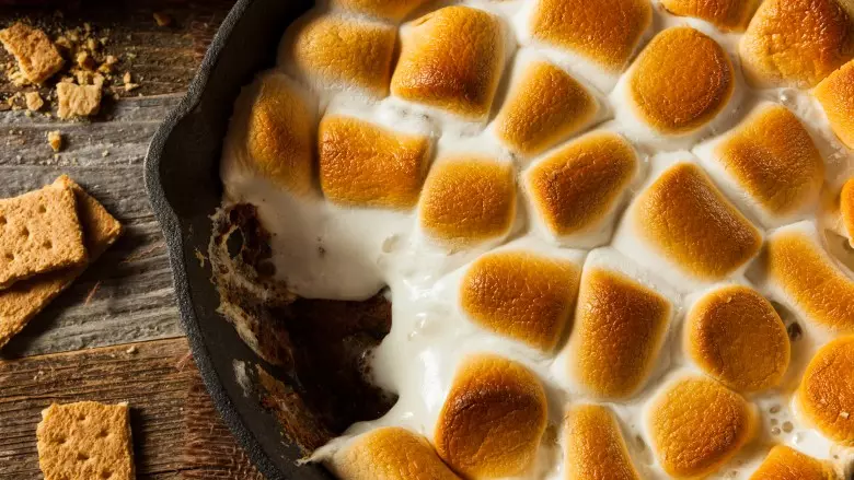 S'mores суға түсу