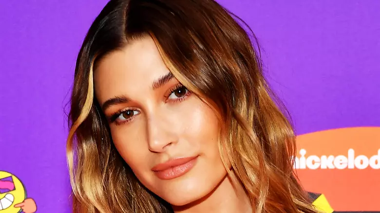 Hailey Bieber na Nickelodeon događaju