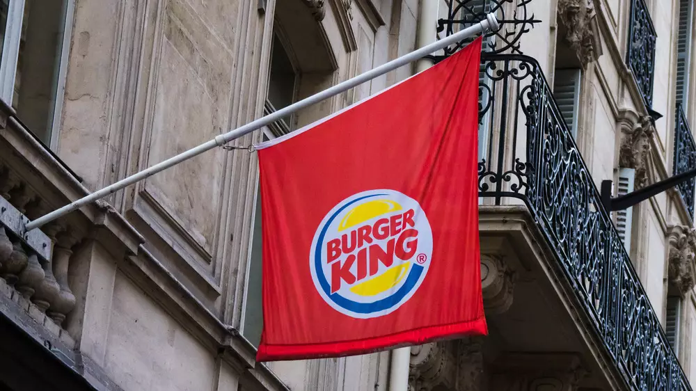 Cartel de Burger King en París, Francia