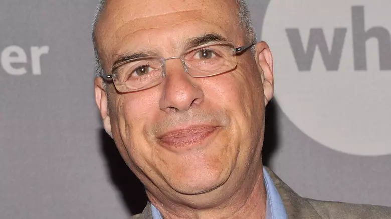 Mark Bittman poserer