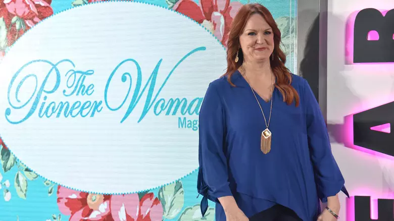 Nwanyị ọsụ ụzọ ree drummond