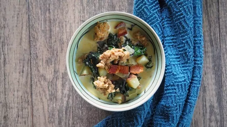 koobiga beerta Saytuun Zuppa Toscana