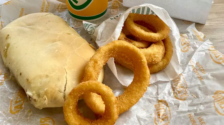 Runza අවන්හලකින් Runza