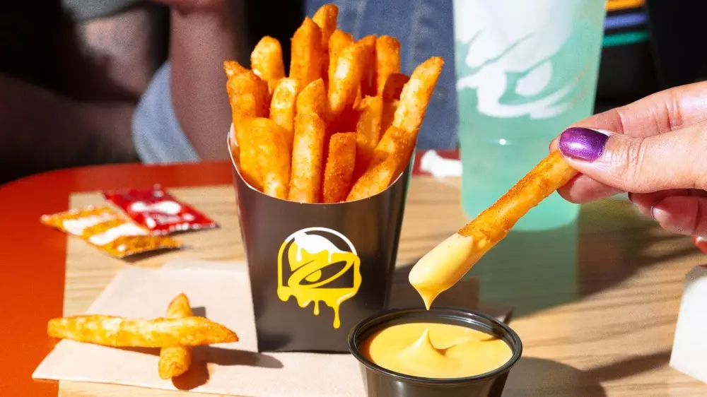 Dip Taco Bell Nacho Fries