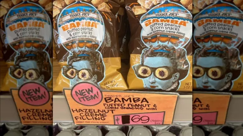 Trader Joe's Bamba snacks i en midtgang