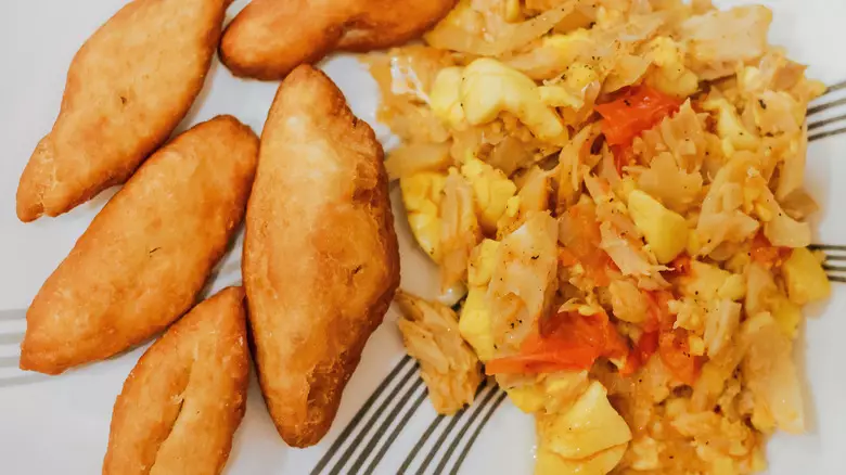 ackee και αλμυρόψαρο