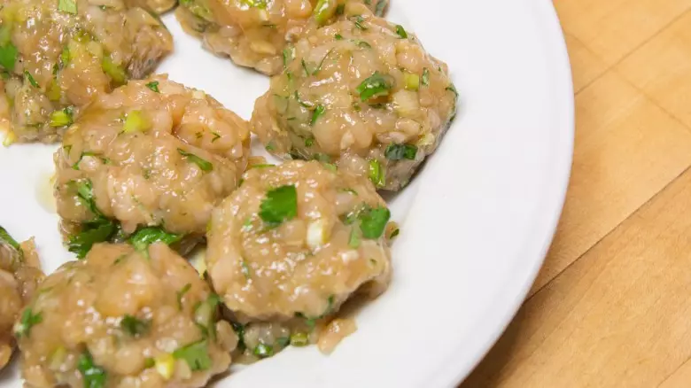 Chicken Meatballs With Soy Glaze Recipe 19187_4