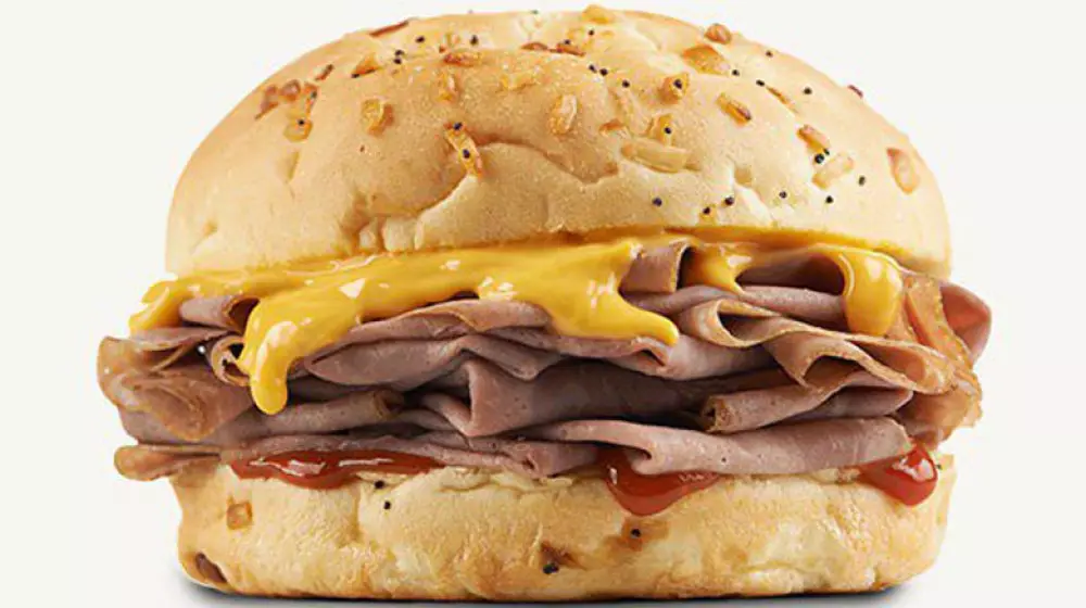 Arby's Classic Beef 'n Cheddar