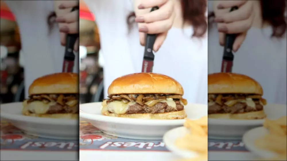 Steak 'n Shake urang Bodas Truffle Perdana Steakburger