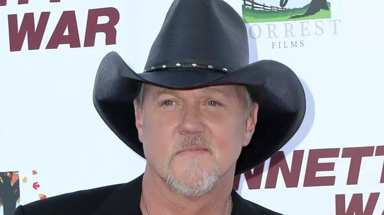 Trace Adkins fekete Stetson sapkában