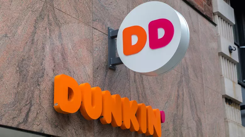 Semn în consolă Dunkin Donuts