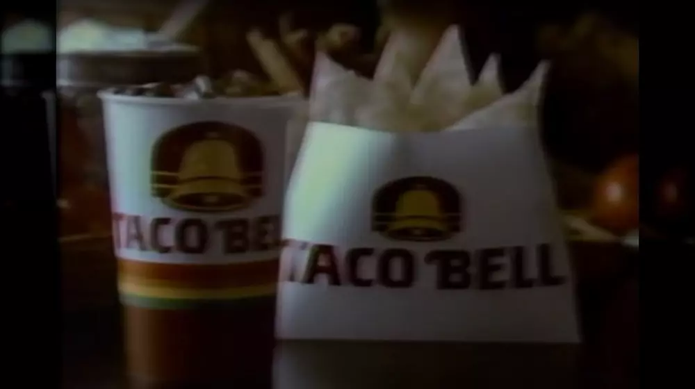Taco Bell Cinnamon Crispas iyo cabitaan fudud