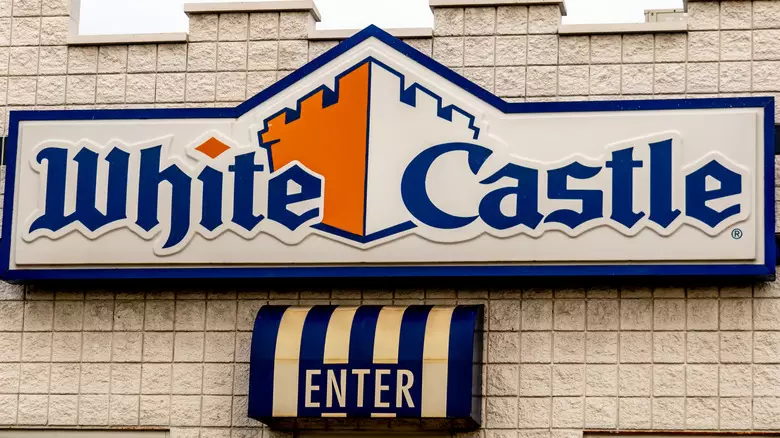 White Castle restaurantskilt