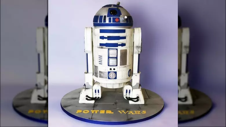 Ciasto R2-D2 autorstwa Duffa Goldmana