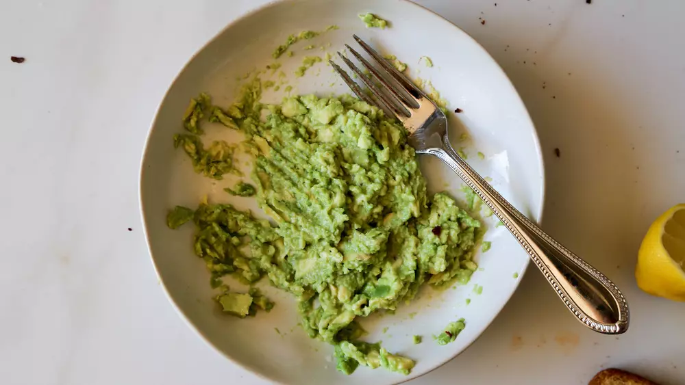 avokado maxx għal riċetta toast avokado