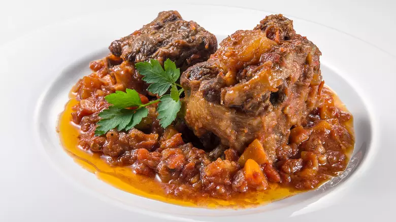 stewed oxtail