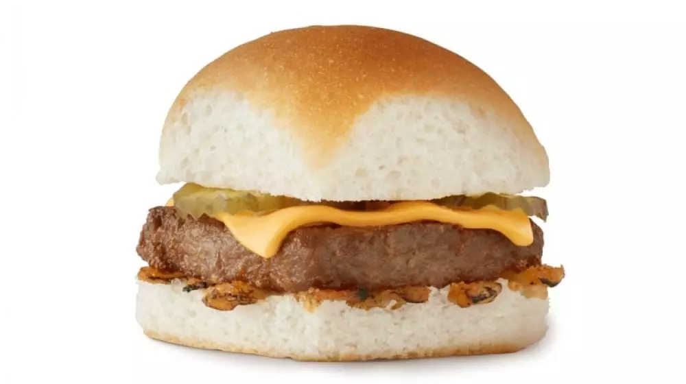 White Castle - Smoked Cheddar Cheese ဖြင့် မဖြစ်နိုင်သော Slider