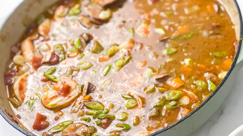 simmering pot saka gumbo