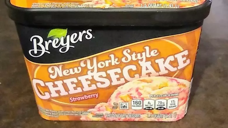 Li-breyers tsa Cheesecake tsa New York
