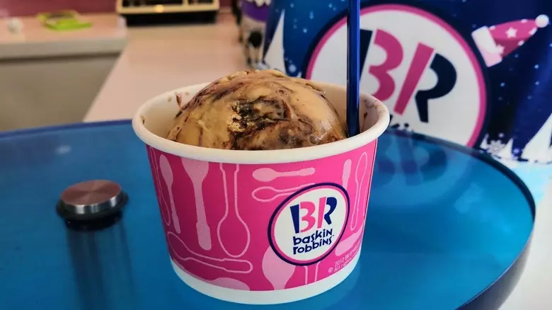 Baskin Robbins балмұздақ кесе