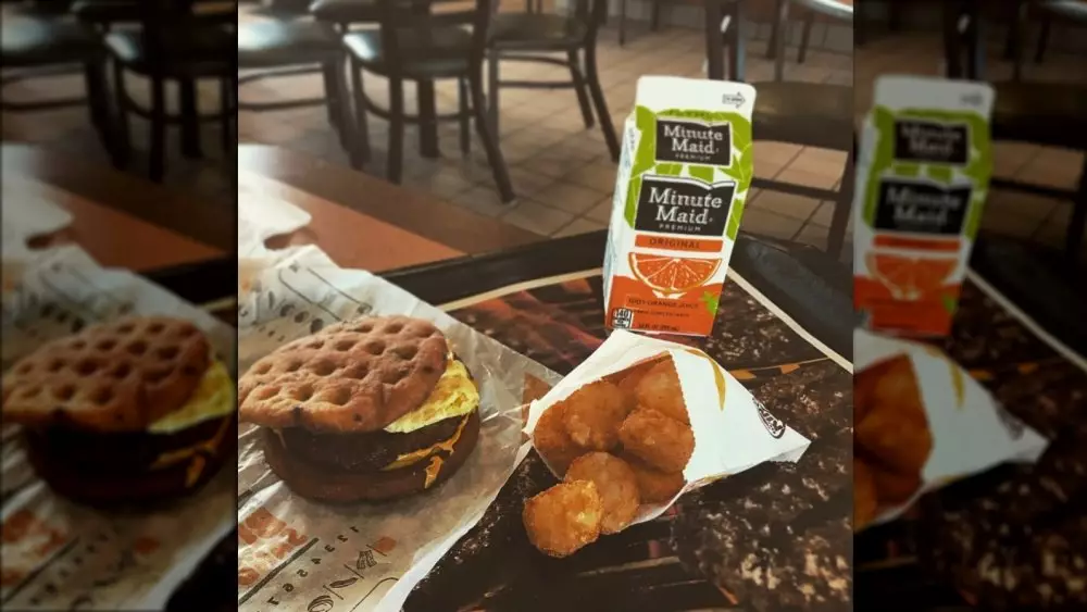 Burger King urang Maple Waffle Sandwich