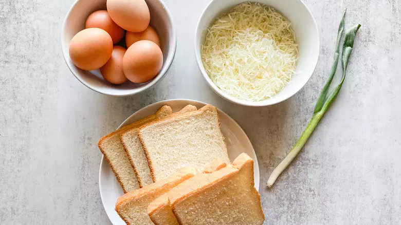 egg, brød og ost