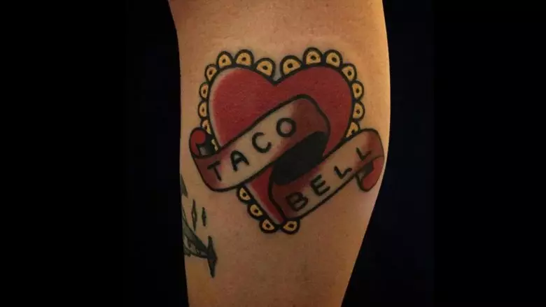 Fast Food Tattoos Anoratidza Chikafu Rudo Ndechechokwadi 2103_8