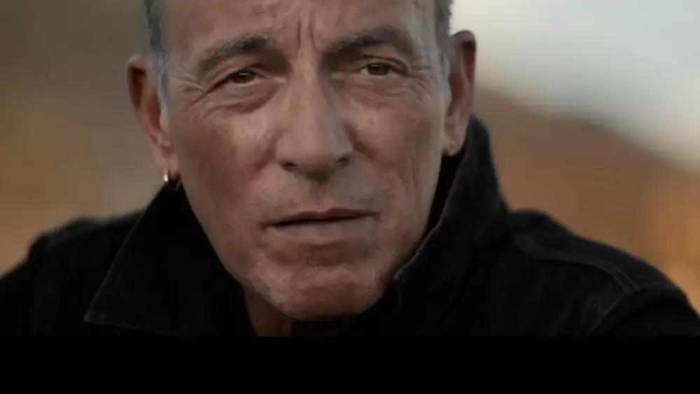 Bruce Springsteen i le Super Bowl Jeep ad