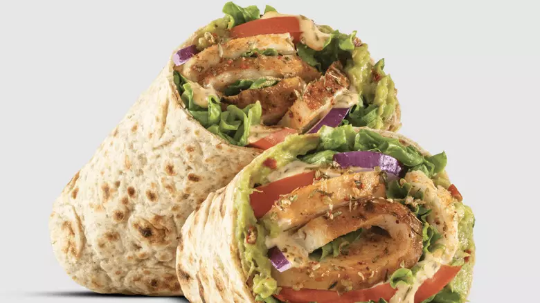 Arby's southwest huku uye avocado wrap