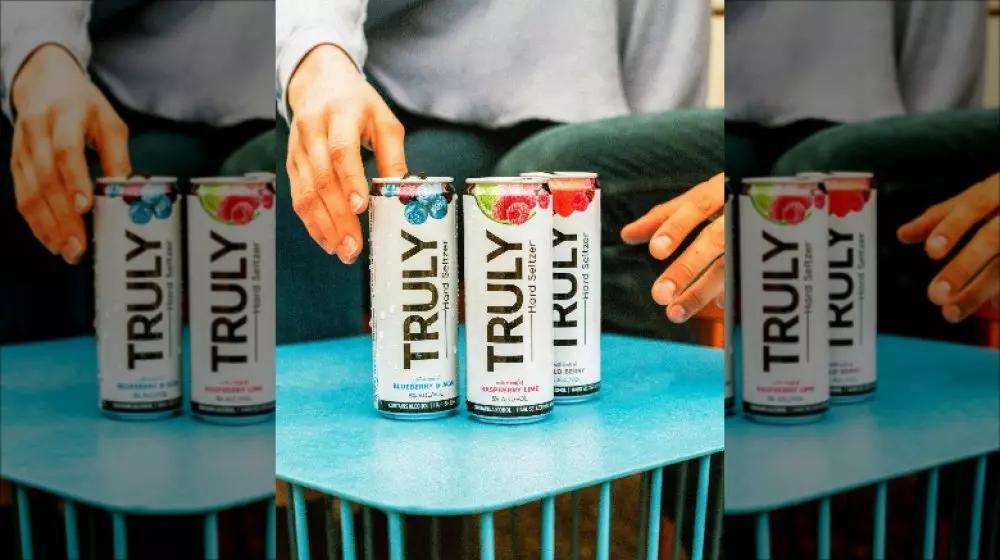 Truly Hard Seltzer hiru lata