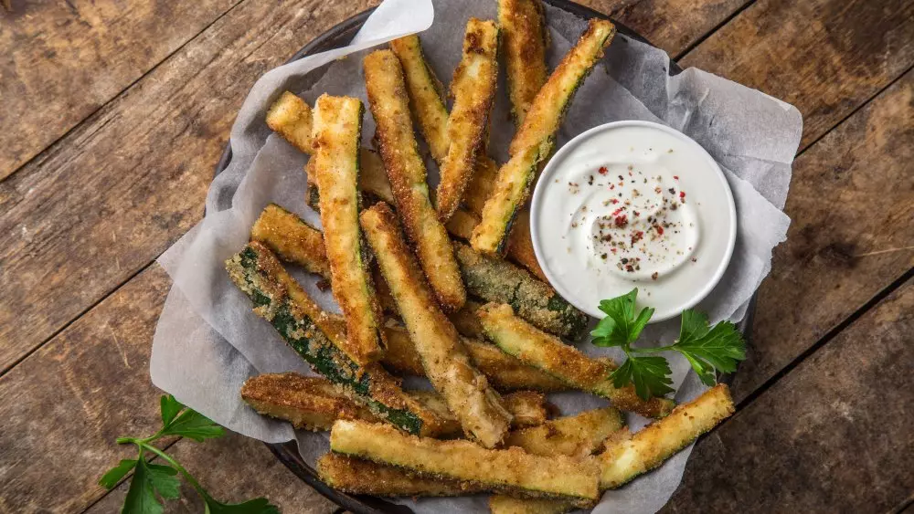 Papas fritas con cactus